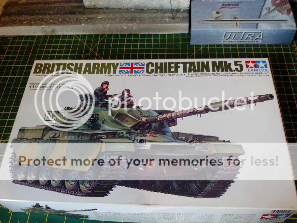 Tamiya 1/35 British Army Chieftain Mk5 - International Scale Modeller